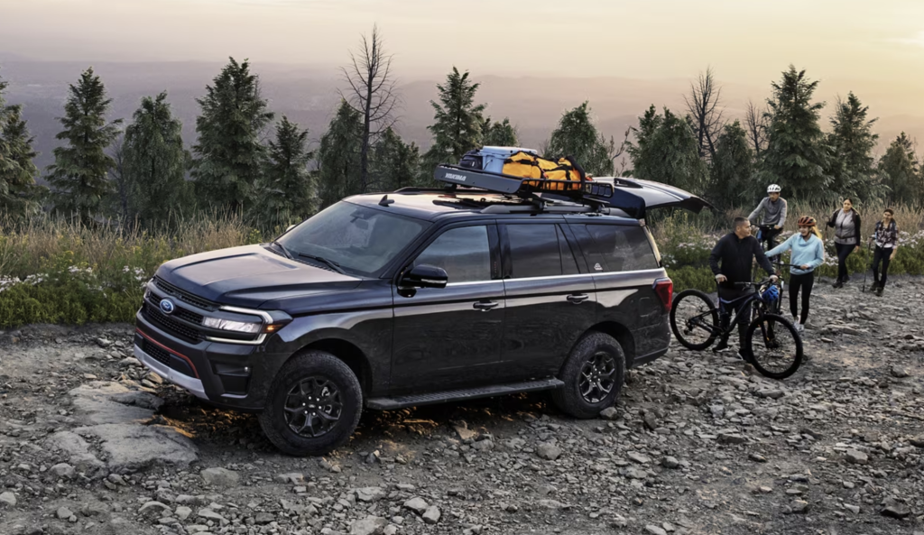 Tips for Summer Road Trips: Preparing Your Ford for Adventure