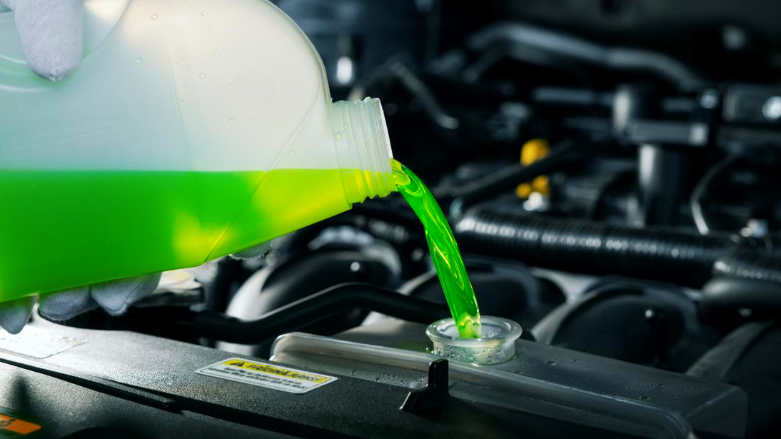 Prevent Engine Damage with Regular Coolant Exchanges